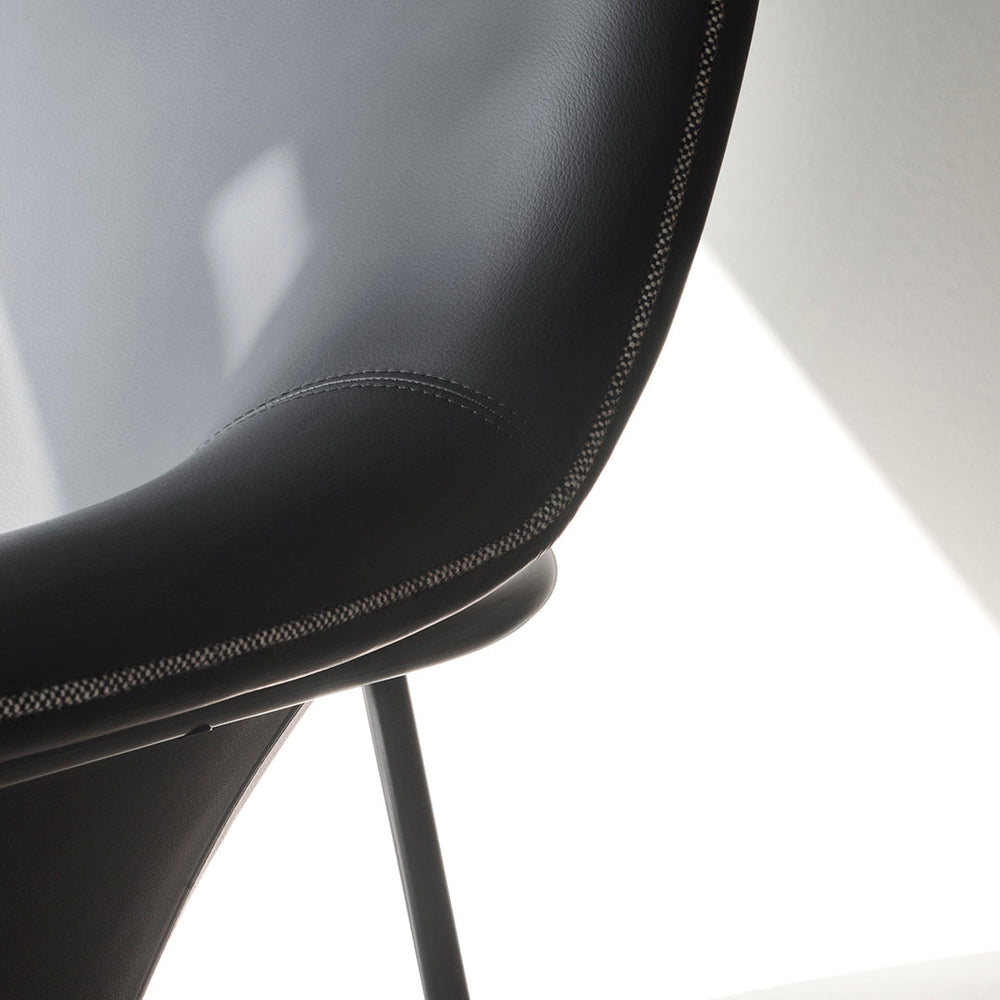 Drape High Lounge Chair w/ Headrest - Steel Legs – Danish Design Store