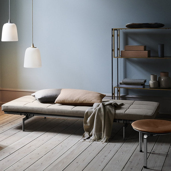 Fritz Hansen PK80 Daybed by Poul Kjaerholm | Danish Design Store
