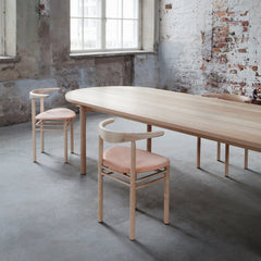 Nikari Basic Table - Oval by Jenni Roininen | Danish Design Store