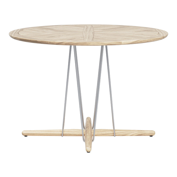 Carl Hansen & Son Embrace Outdoor Table by EOOS | Danish Design Store