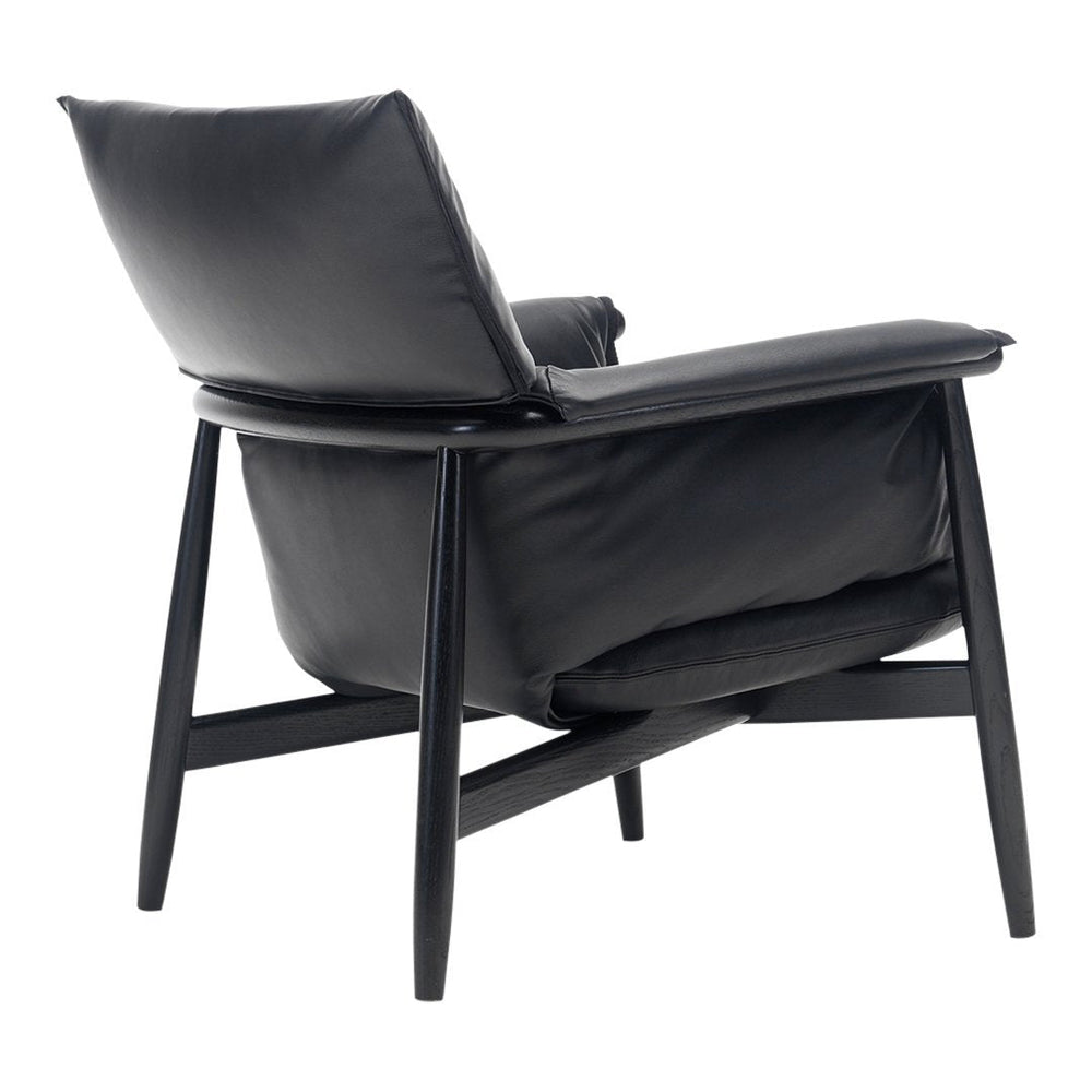 E015 Embrace Lounge Chair – Danish Design Store