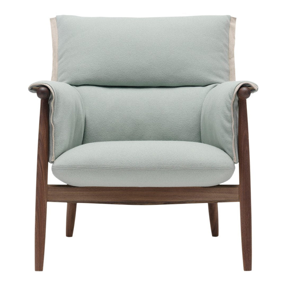 E015 Embrace Lounge Chair – Danish Design Store