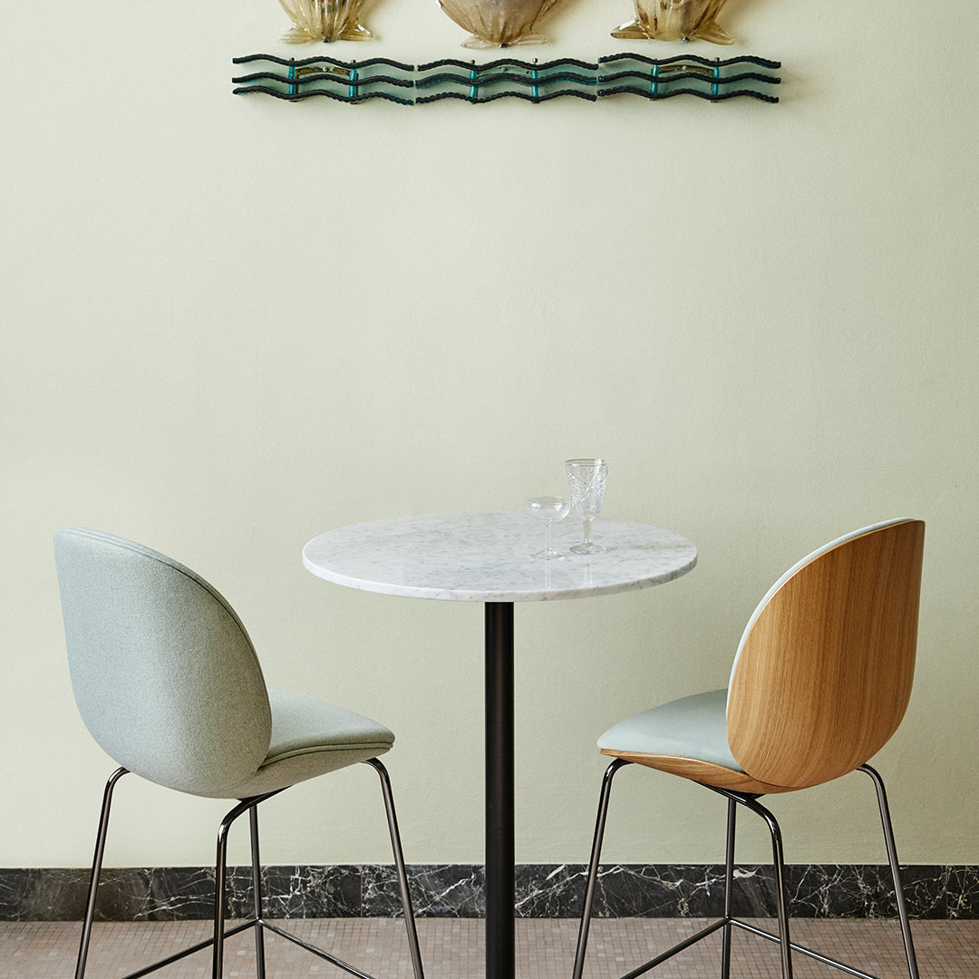 Gubi Gubi 1.0 Round Bar Table | Danish Design Store