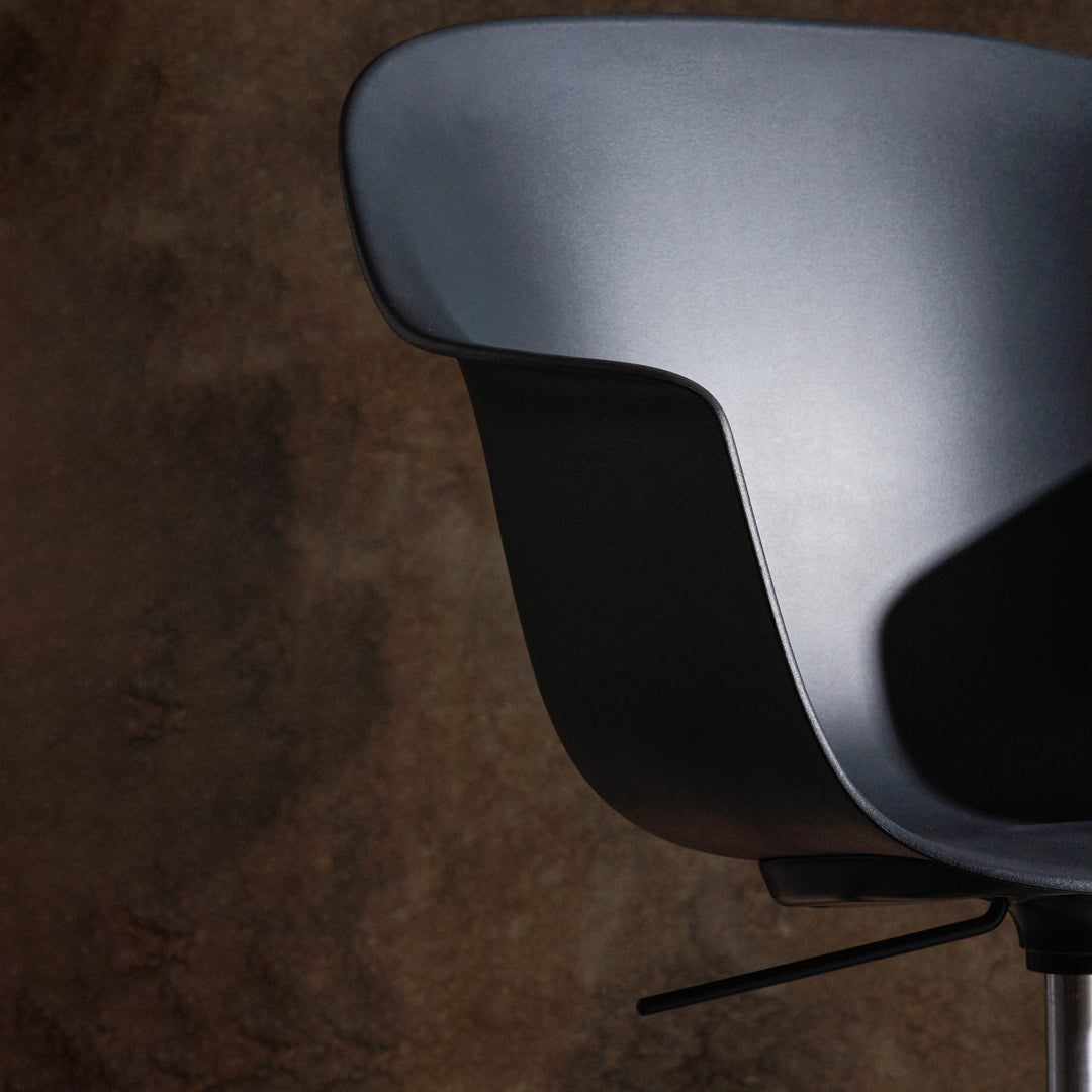 Gubi Bat Meeting Chair - 4-Star Base w/ Castors - Height Adjustable by ...