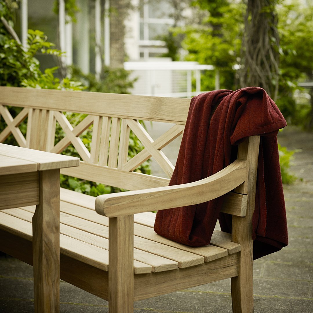 Fritz Hansen Skagerak Drachmann Bench by Bernt Santesson | Danish ...