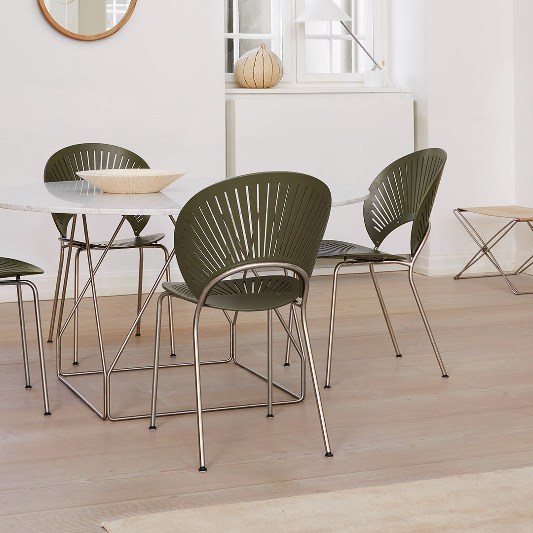 Fredericia Furniture JG Dining Table - Round by Jørgen Gammelgaard ...