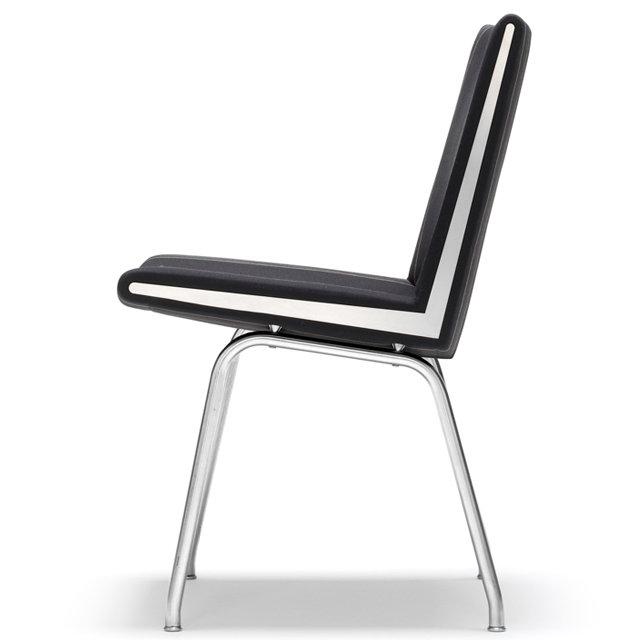 _Discontinued Wegner CH438 Airport Chair – Danish Design Store